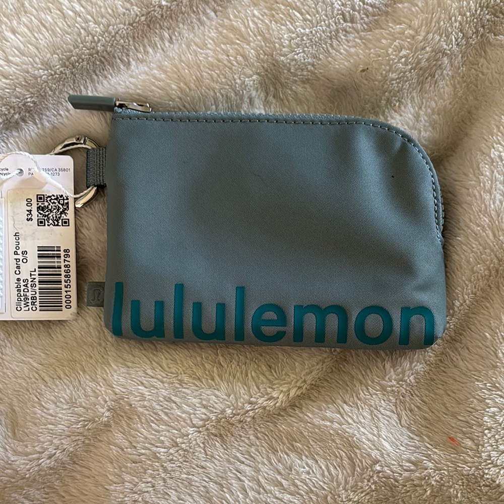Lululemon Athletica Blue Compact Key Card Holder - Gem